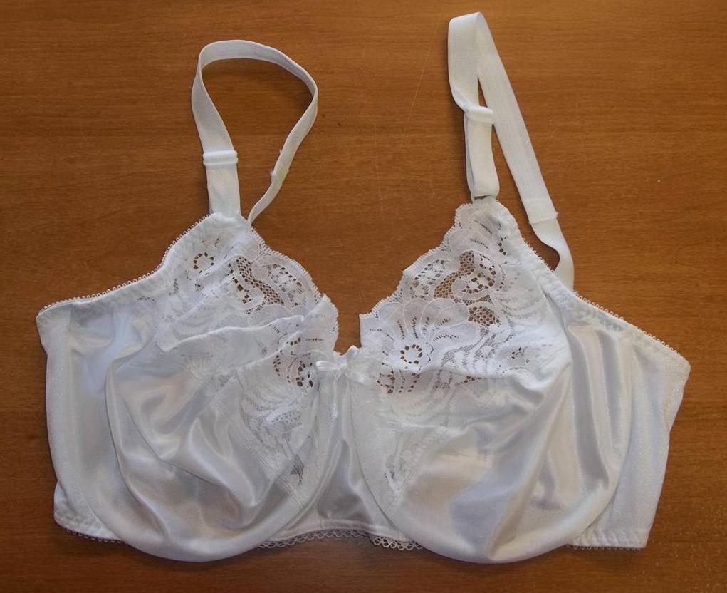 Hanes Satin And Lace Bra G102 White Black Beige 36 38 Underwire
