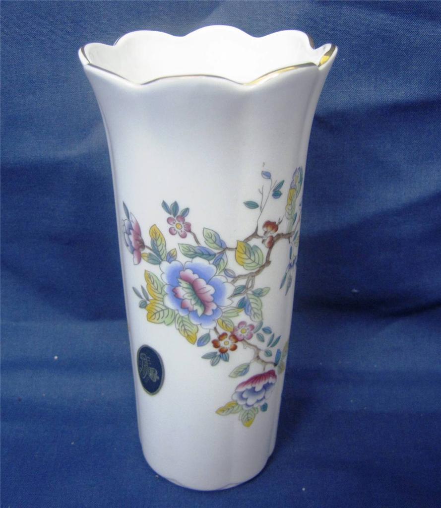 Aynsley Butterflies Fine Bone China Small Vase Ebay