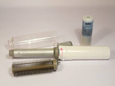 BRAUN INDEPENDENT CORDLESS CURLING TONG & BRUSH MODEL 4507 GAS CELL