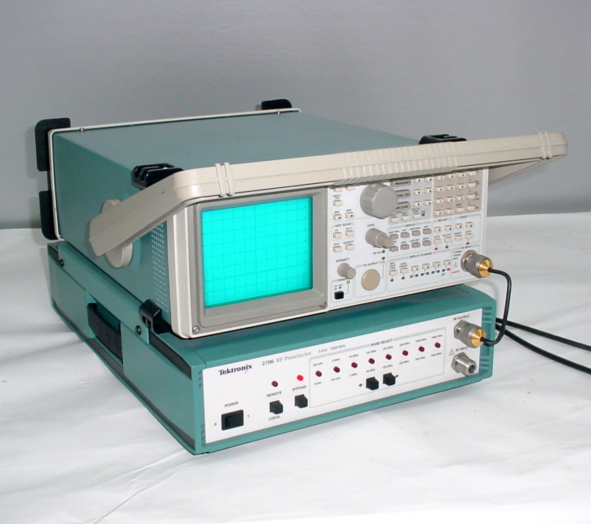Tektronix Spectrum Analyzer 2712 And Rf Preselector 2706 9 Khz To 1800 Mhz