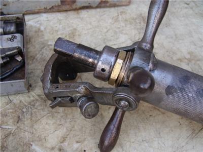 MUELLER D-5 DRILLING TAPPING MACHINE #4