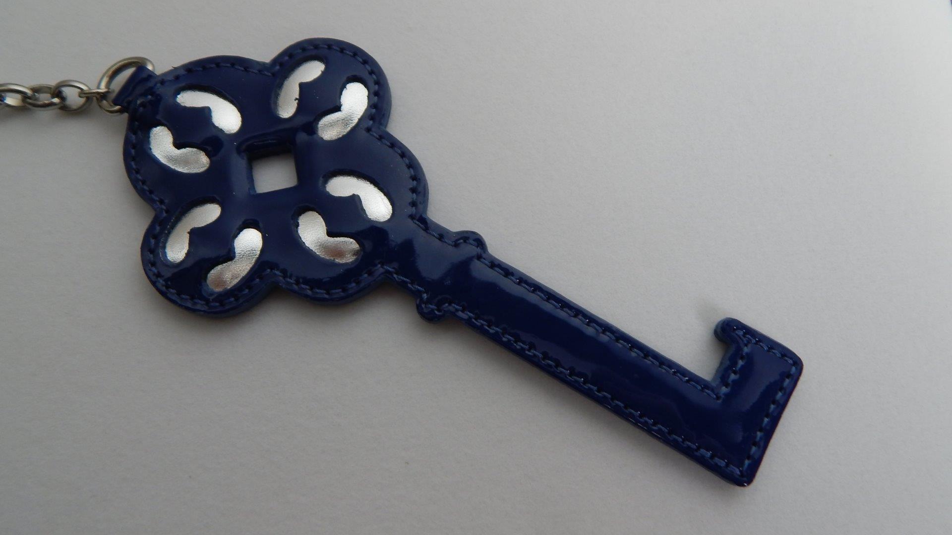 Genuine Brighton Estate Key Fob Magnetic Handbag Charm BLACK GREEN OR ...