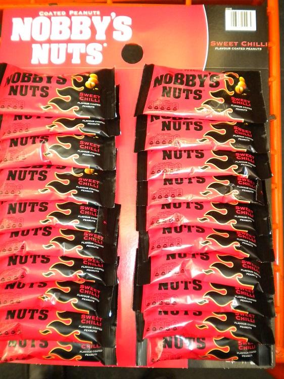 NOBBY'S NUTS SWEET CHILLI PEANUTS 20 PACKS ON PUB CARD SAVOURY SNACKS ...