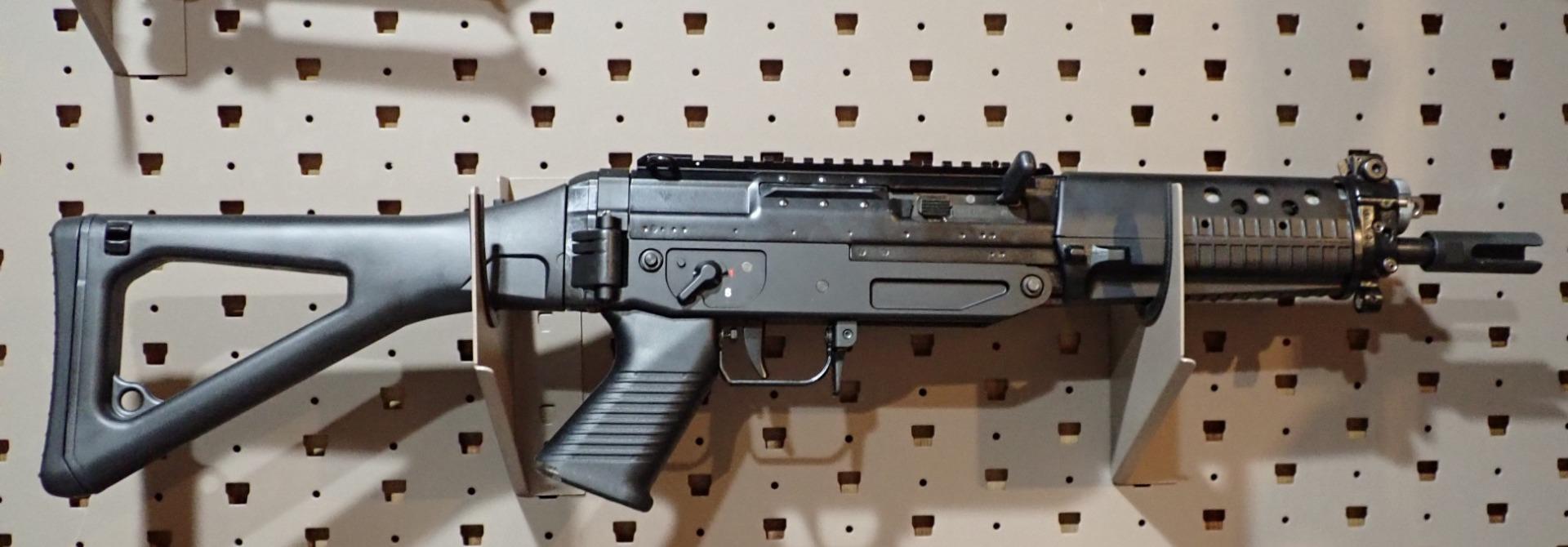 NOW WITH PICS! NEW UNFIRED - Swiss SAN Sig 553 - Registered SBR - AR15.COM