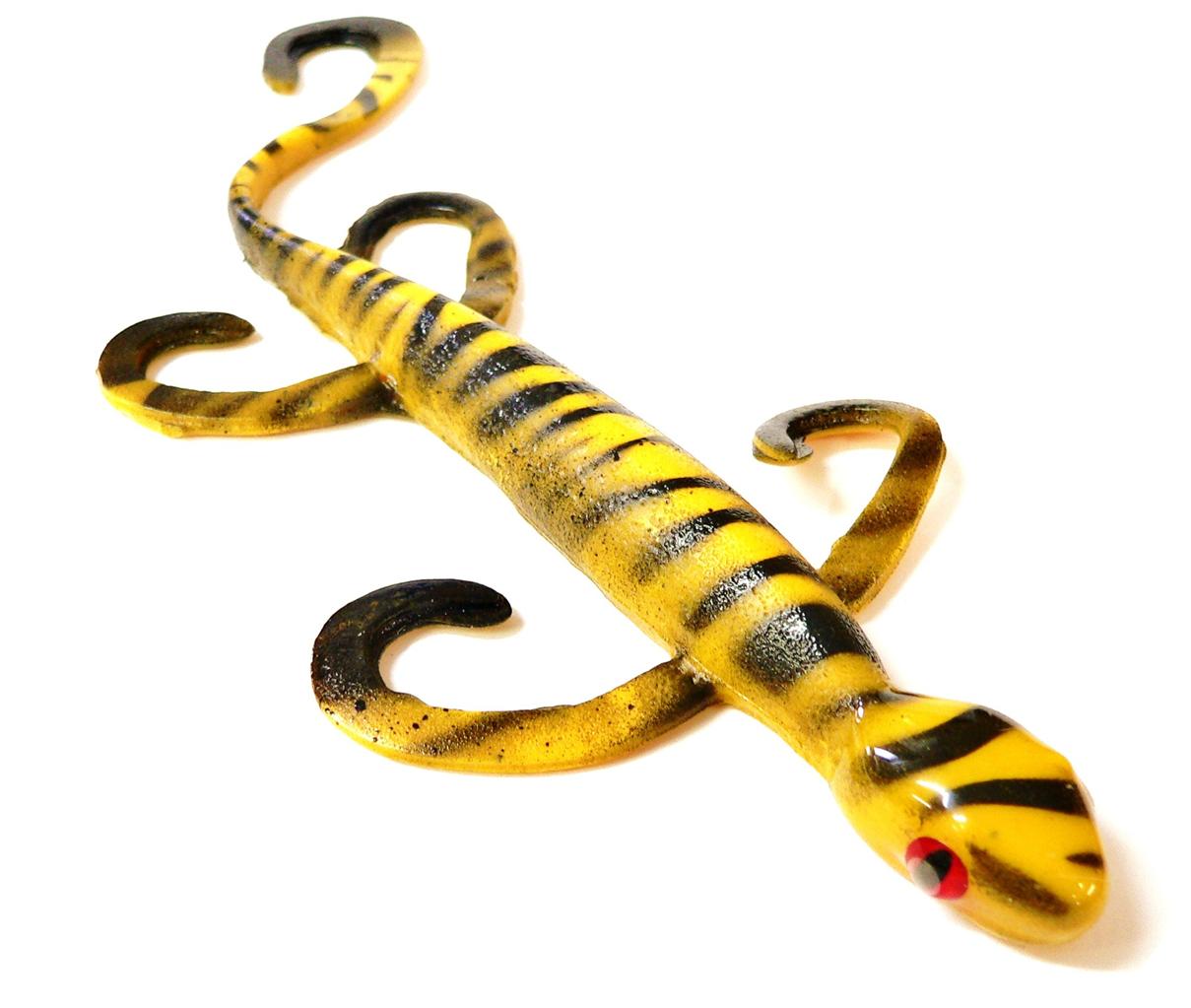 BOGS 11 INCH ZEBRA 2 STRIPED BOGZILLA LIZARDS BIG BASS PIKE MUSKY BAIT ...