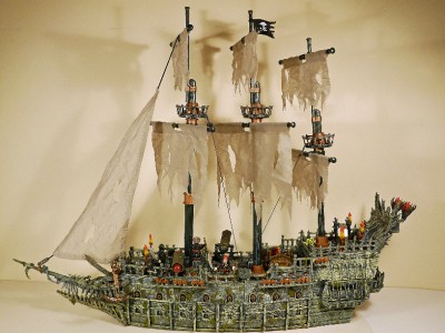 MEGA BLOKS LEGO STYLE PIRATES- THE FLYING DUTCHMAN GHOST SHIP 100% ...