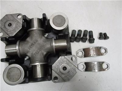 SPICER F6569 Heavy Duty U Joint