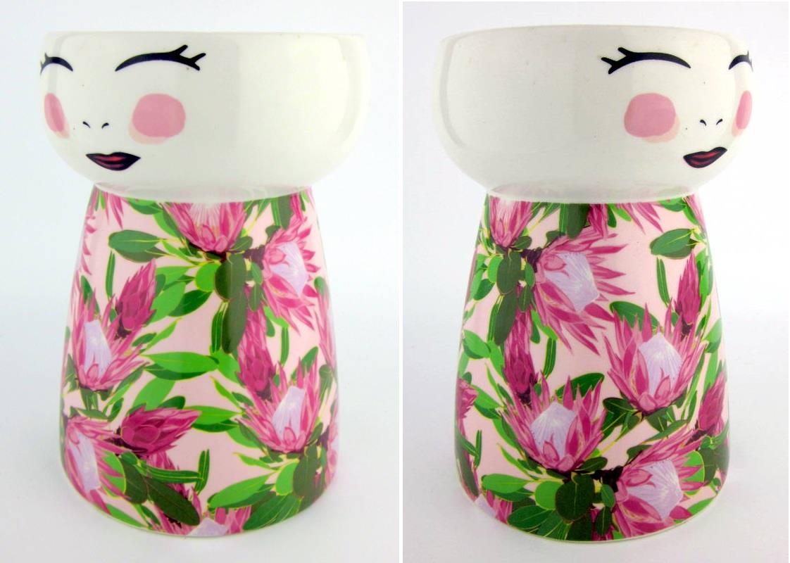 Doll vase store