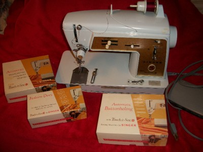 Vintage Singer Golden Touch & Sew Deluxe Zig Zag Model 620 Sewing ...