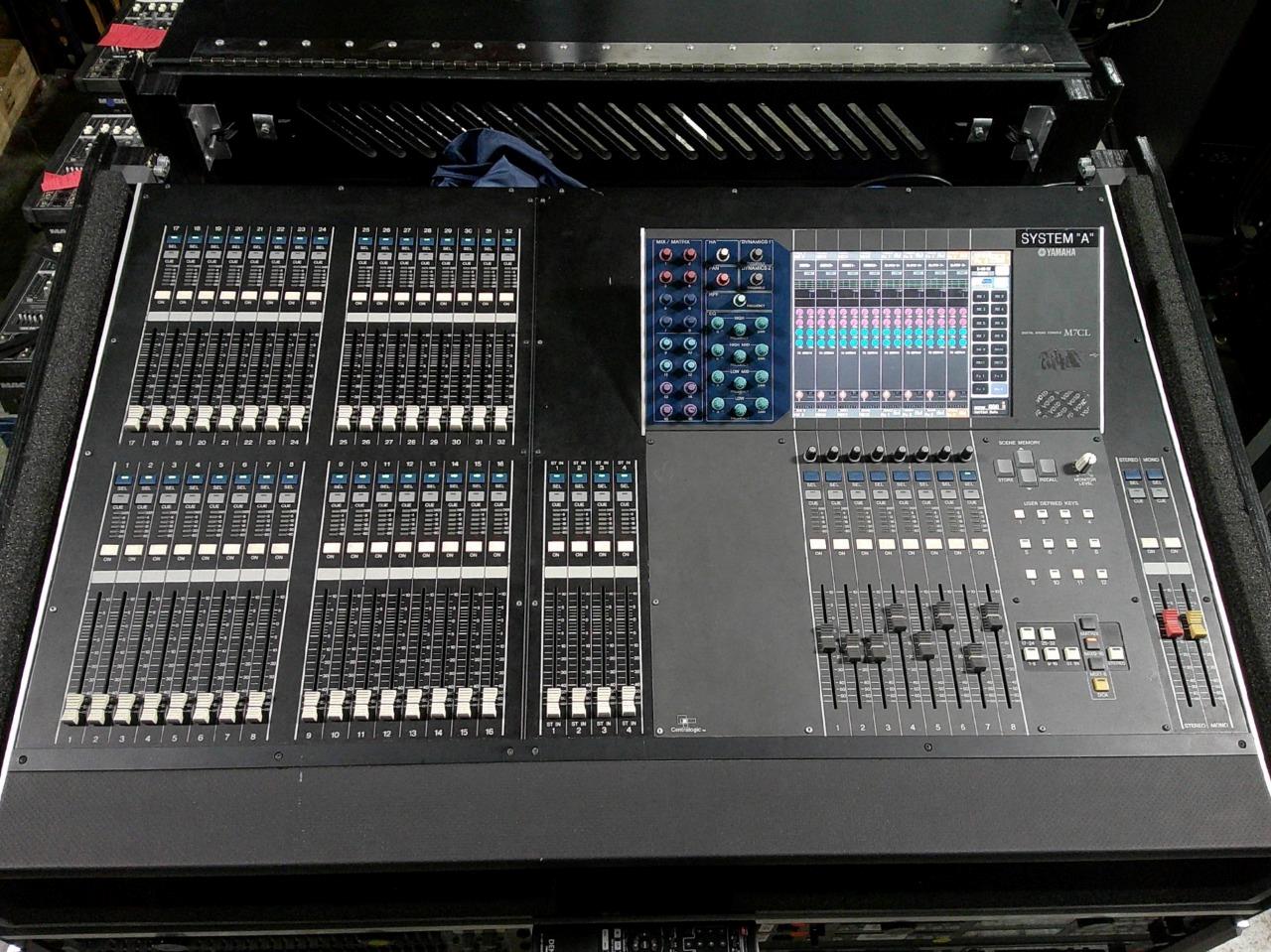Yamaha M7CL-32 32-Channel Digital Live Console Mixer w/ Other Audio ...