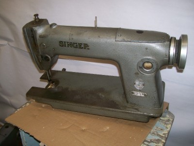 Singer Sewing Machine. Model 251-11. (B)