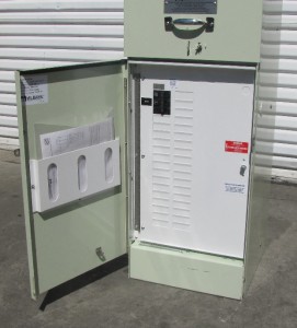 New Milbank Commercial Meter Pedestal Main 1PH 100A 240V 16LV 22K