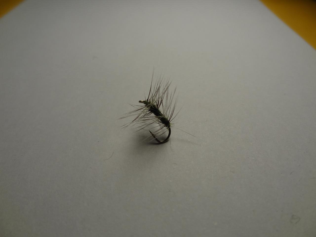 1 DOZ PW-2 GRIFFITH'S GNAT (SELECT YOUR SIZE & COLOR) DRY FLY | eBay