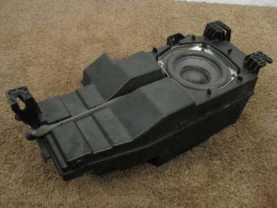 GM CHEVY SILVERADO TAHOE SUBURBAN OEM CONSOLE BOSE SUBWOOFER & BOX 2007 ...