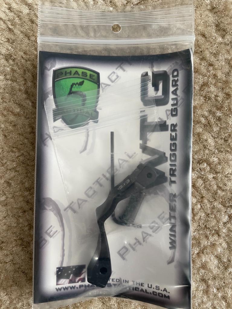 Magpul MOE Trigger Guard, Foliage Green / Phase 5 Billet Winter Trigger ...