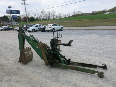 JOHN DEERE #8 SUBFRAME BACKHOE ATTACHMENT FOR TRACTORS. WORKS GOOD. NO ...