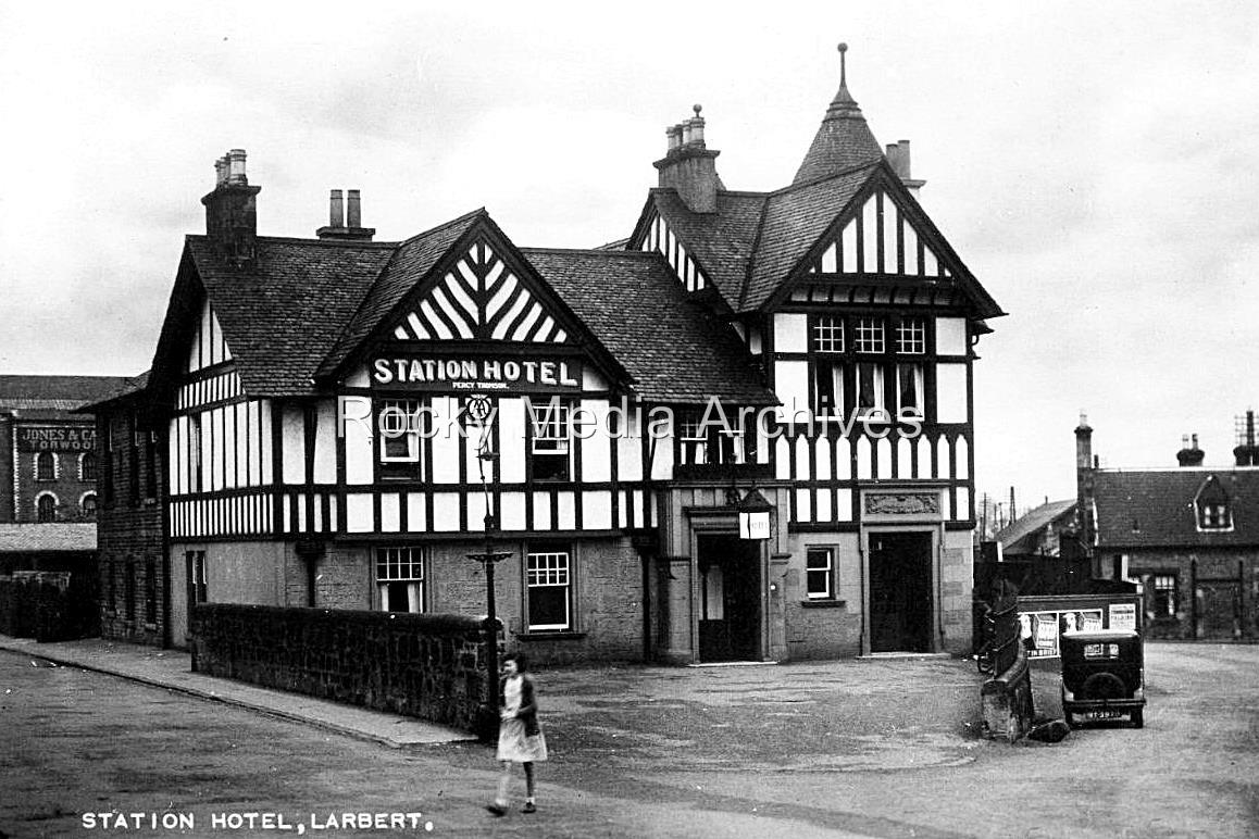 bnm-61 Station Hotel Pub Larbert Nr Falkirk, Scotland. Photo | eBay