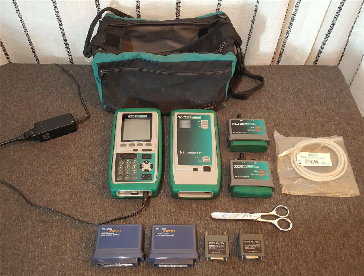 FLUKE MICROTEST OMNI Scanner + OMNI FIBER MM & Remote + CAT6 + MOD 8 ...