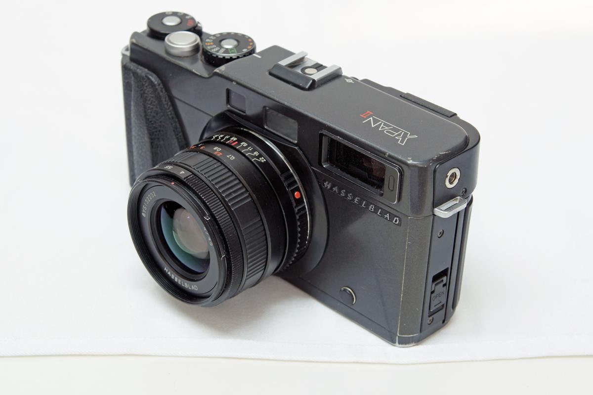 Hasselblad Xpan II 35mm Camera + 45mm Lens + Filter | eBay