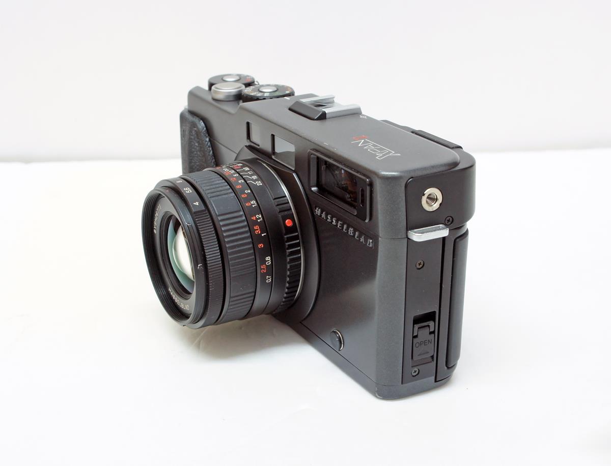 Hasselblad Xpan II 35mm Camera + 45mm Lens + Hood Release Plate ...