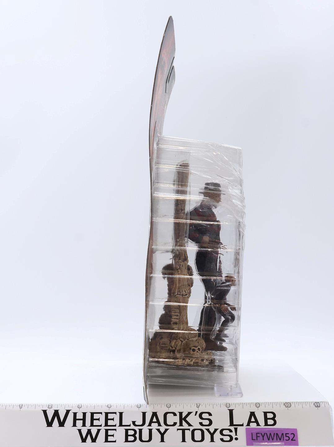 Freddy A Nightmare On Elm Street Movie Maniacs 1995 McFarlane Toys NEW ...