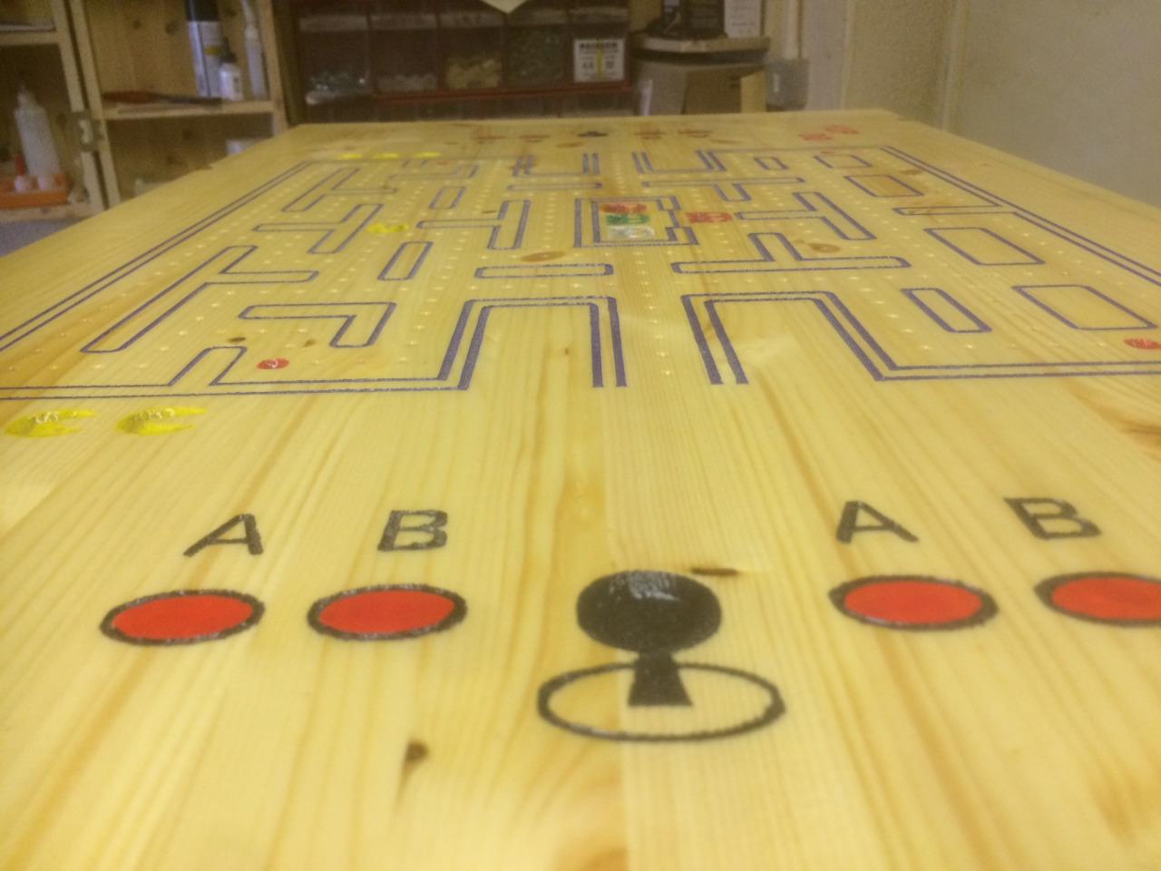 BESPOKE RETRO PACMAN COFFEE TABLE MAN CAVE LADY CAVE GAMES ROOM