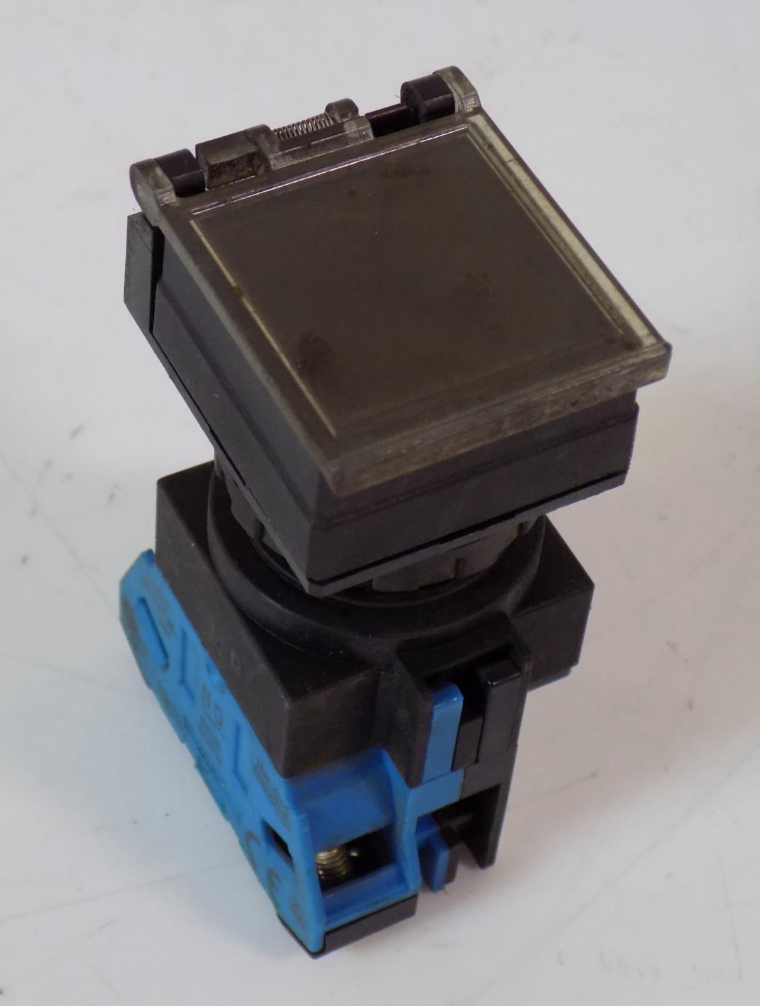 IDEC COVERED BLACK PUSHBUTTON HW-CB10 | eBay