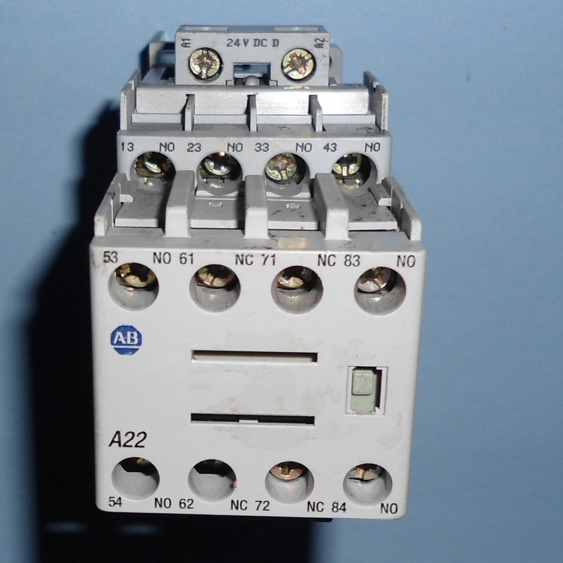 ALLEN BRADLEY 25A 24V COIL CONTACTOR 100-CF400DJ 100-F *PZF* | eBay