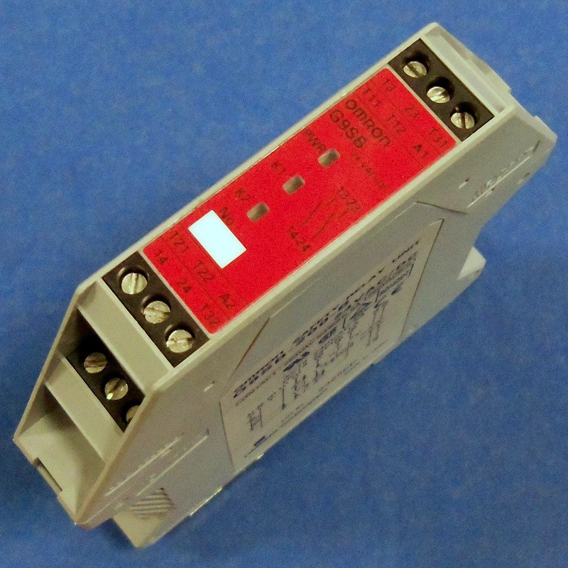 Omron 24vac Dc Safety Relay G9sb 200 B Pzf Ebay