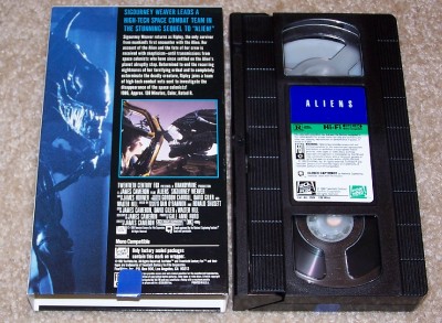 034 Aliens 034 Box Set VHS Includes Alien Aliens and Alien 3 Excellent ...