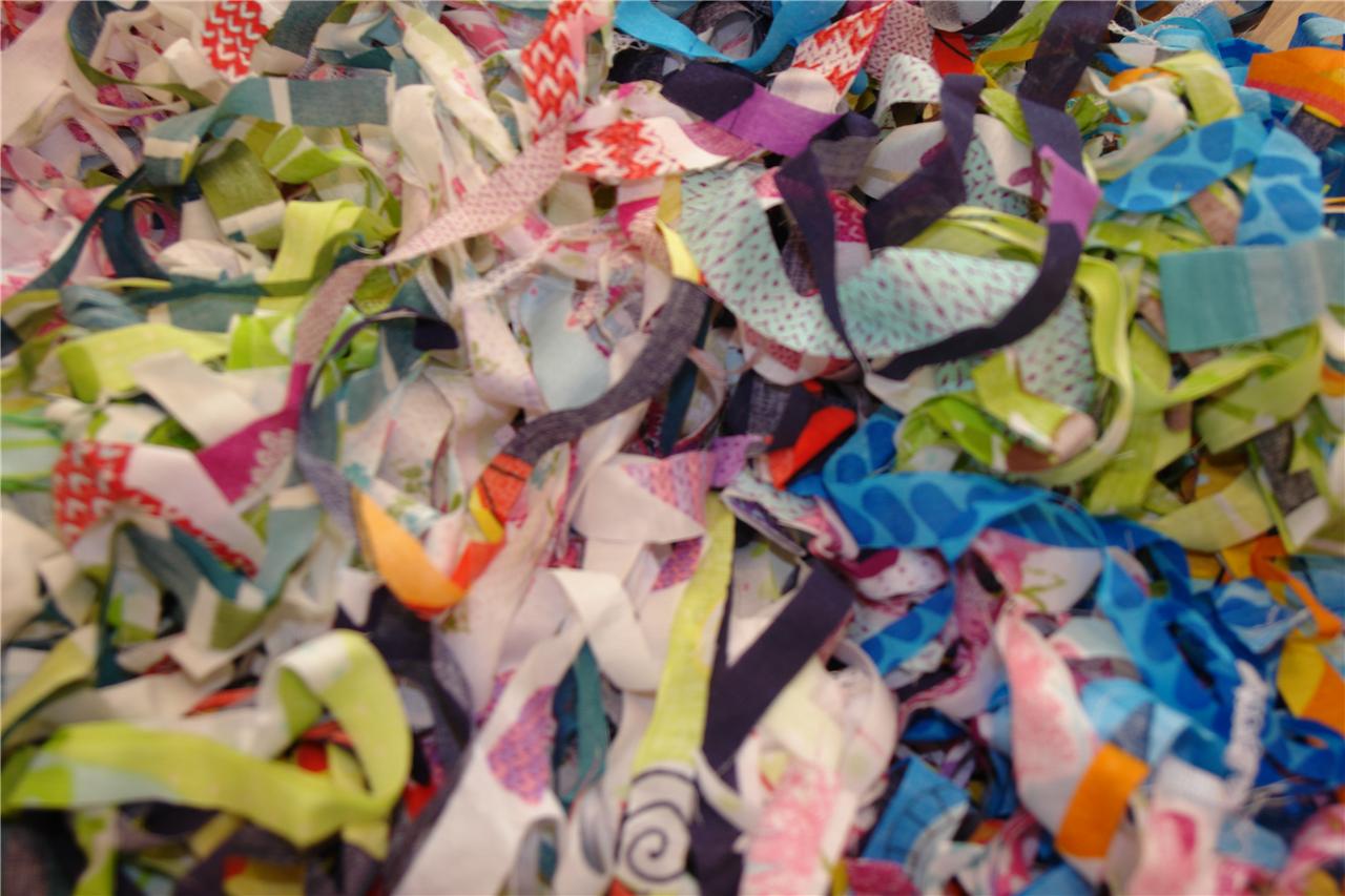 BAG OF SHREDDED FABRIC ~ 500g ~ STUFFING ~ RAG RUGS ~ CRAFTS | eBay