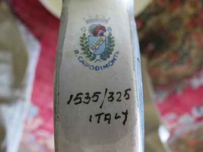 Vintage R. Capodimonte Italian Porcelain Side Table~Wreath Mark~UNIQUE!!