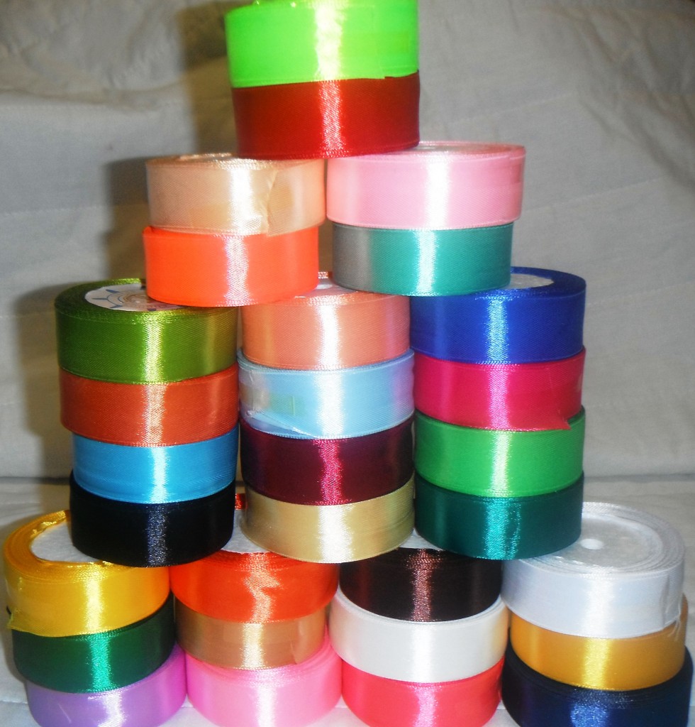 30 ROLLS OF SATIN RIBBON, 30 Different COLOURS, 14 Yards Each, Size ...