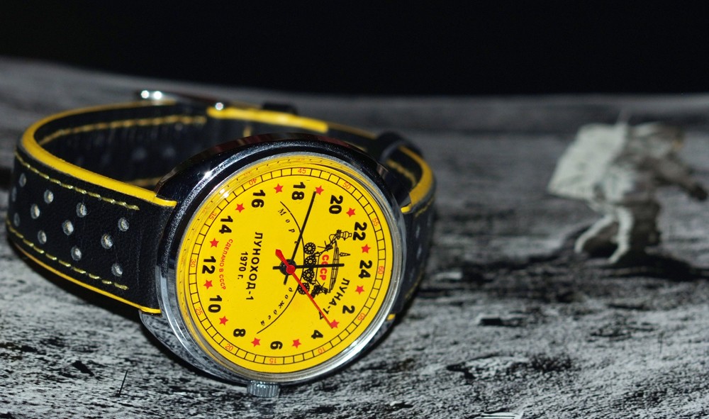 TimeZone : Sales Corner Archive » FS: Match dials with orange, blue ...