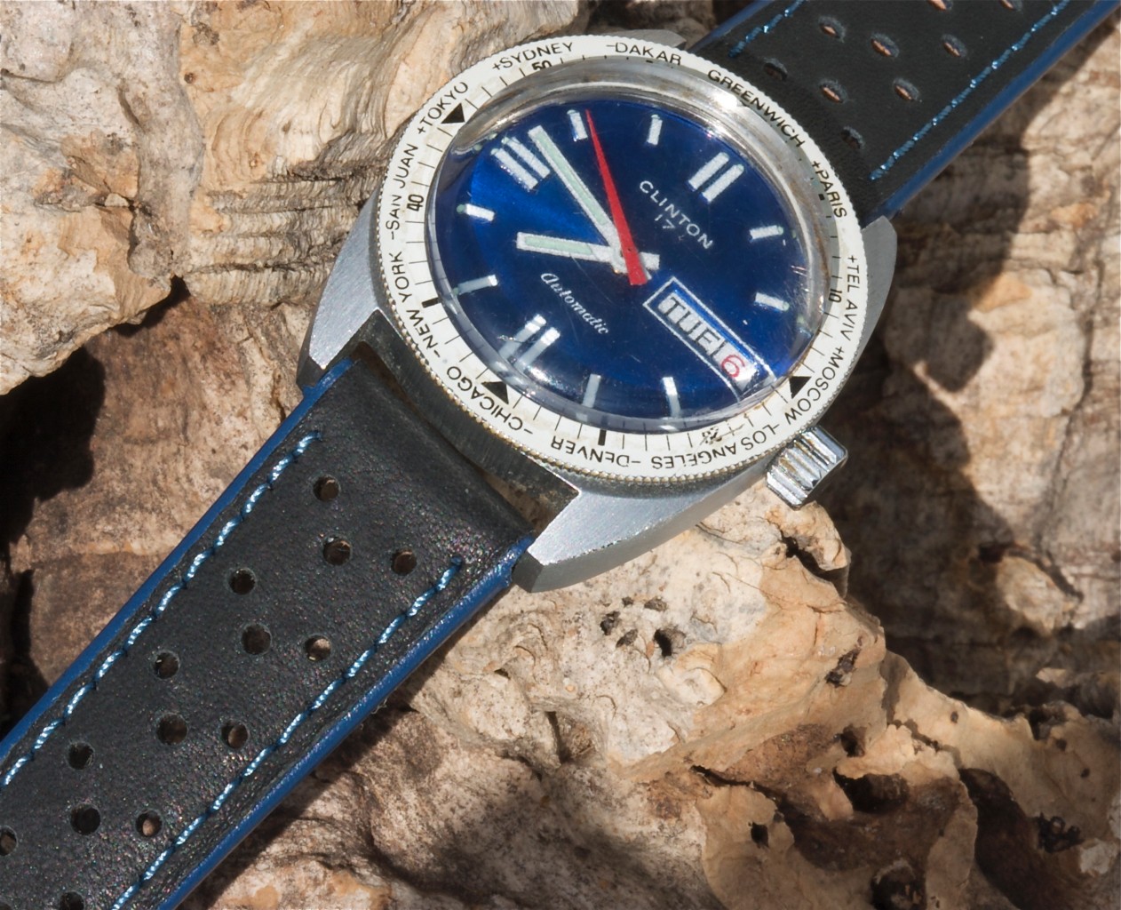 TimeZone : Sales Corner Archive » FS: Black bands with yellow, red ...